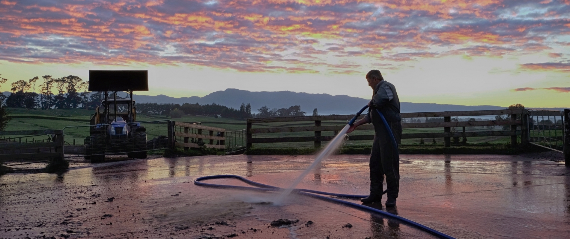AG-Lite 3/4" x 10' Rubber Water Hose - Portable, Lightweight, Best In Class